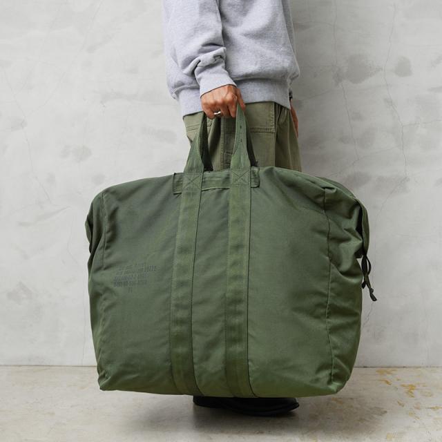 実物 USED 米軍 USAF 1000D ナイロン フライヤーズ キットバッグ【Cx】【I】 秋 冬｜米軍放出品 ミリタリー アビエイターバッグ フライトバッグ 軍物 アメカジ メンズファッション アウトドア キャンプ 大容量 頑丈 防水