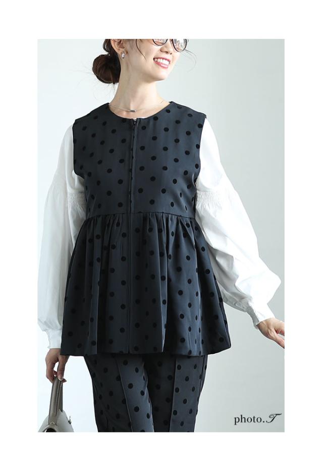 冬新作 大人が着こなせるドット柄ペプラムベスト レディース