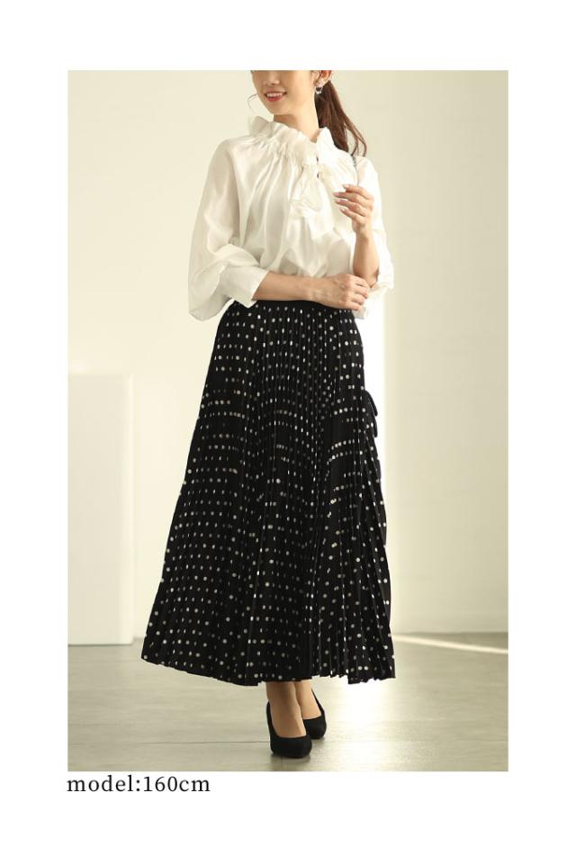 秋新作 1枚で華やかに決まるフリル襟ボウタイギャザーブラウス