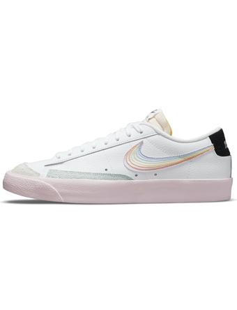 シューズ スニーカー   ナイキ Nike Blazer Low '77 