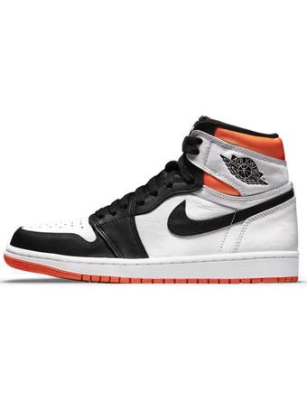 バスケットシューズ バッシュ スニーカー   ジョーダン Jordan Air Jordan 1 High Retro OG