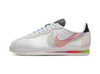 シューズ スニーカー ランニング  ビー トゥルー  ナイキ Nike CORTEZ BE TRUE Summit White/
