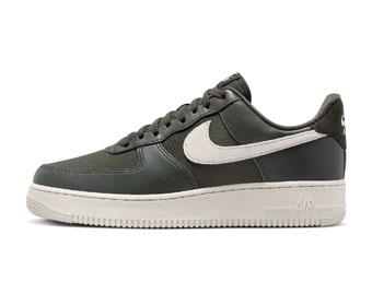バスケットシューズ バッシュ スニーカー  　キャンバス  ナイキ Nike AIR FORCE 1 '07 LX NBHD