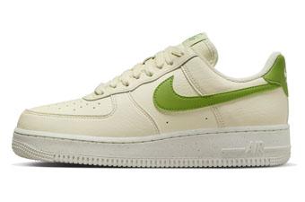 シューズ スニーカー   ナイキ Nike Wmns Air Force 1 Low '07 SE Next Nature W