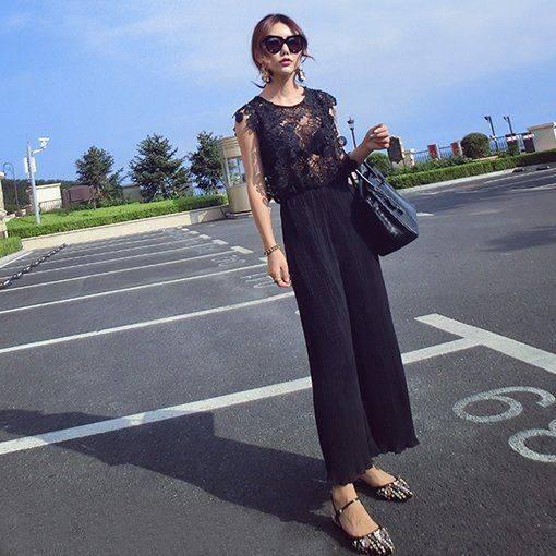 黒 スレンダーライン オールインワン 二次会 お呼ばれ 謝恩会 デート 同窓会 食事会 卒業パーティー ゲスト ブラック ロング丈 ノースリーブ 袖なし Iライン ハイウエスト 個性的 透け感 レース シースルー レース切り替え ラウンドネック 20代 30代 40代 大人可愛い 上品