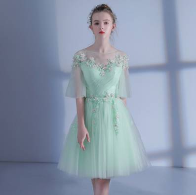 袖あり パーティードレス ミニドレス ワンピース ワンピースドレス ドレスワンピ 春夏 結婚式 披露宴 二次会 お呼ばれ 女子会 卒業パーティー カラードレス 大きいサイズ ショート丈 5分袖 Aライン フレア 編み上げ 個性的 刺繍 花刺繍 透け感 シースルー チュール 20代 30代