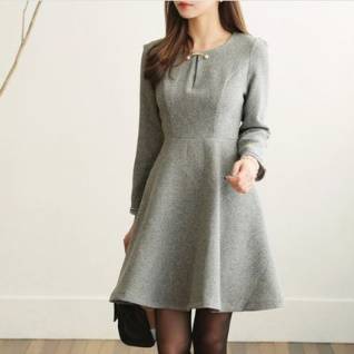 フレアワンピース シンプル＆クラシカル 袖口ステッチ パール 結婚式