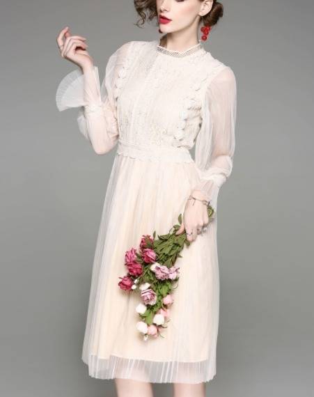 ロングドレス 袖あり パーティードレス ワンピースドレス 春夏 デート 女子会 記念日 ベージュ 生成り 大きいサイズ ロング丈 ミモレ丈 長袖 袖あり Aライン フレア 刺繍 レース 透け感 シースルー 立ち襟 20代 30代 大人かわいい フェミニン ガーリー