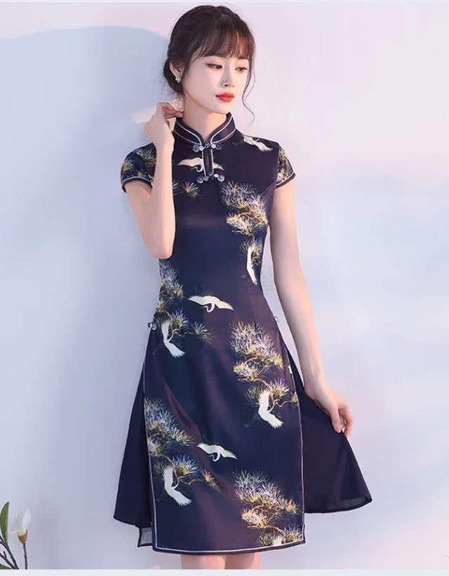 パーティドレス 二次会 お呼ばれ 謝恩会 ネイビー 大きいサイズ ゆったり大きいサイズ ひざ丈 半袖 袖あり Aライン タイト 着痩せ 個性的 ハイネック 20代 30代 春 夏 大人可愛い チャイナ スリット 女子会 和柄 セクシー 鶴 松 インスタ お洒落 キャバドレス