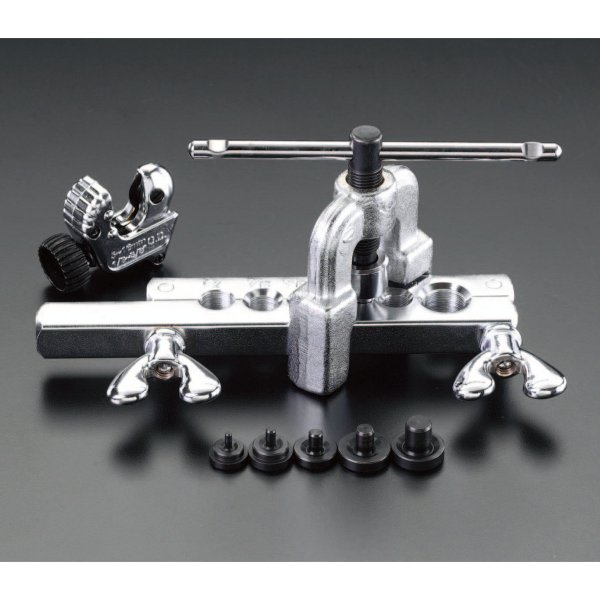 エスコ ESCO 3/16-5/8" ダブルフレアーツールキット EA206DC WO店の通販はau PAY マーケット - ヒロチー商事 | au PAY マーケット－通販サイト