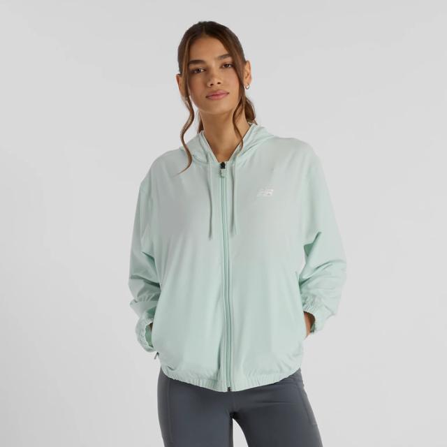 ニューバランス ウィンドブレーカー 長袖 レディース Newbalance ストレッチウーブンジャケット フルジップ アウター 吸汗速乾 ドライ フード付き トレーニング フィットネス スポーツウェア 女性用 レディースウエア グリーン系 服 ブランド アパレル/AWJ51503-CLY
