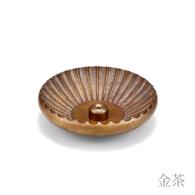 「送料無料」 香皿 菊割（きくわり） 金茶 桐箱入り ( 能作 木箱名入れ有料 お香立て インセンス インテリア 雑貨 香皿 高岡銅器 )