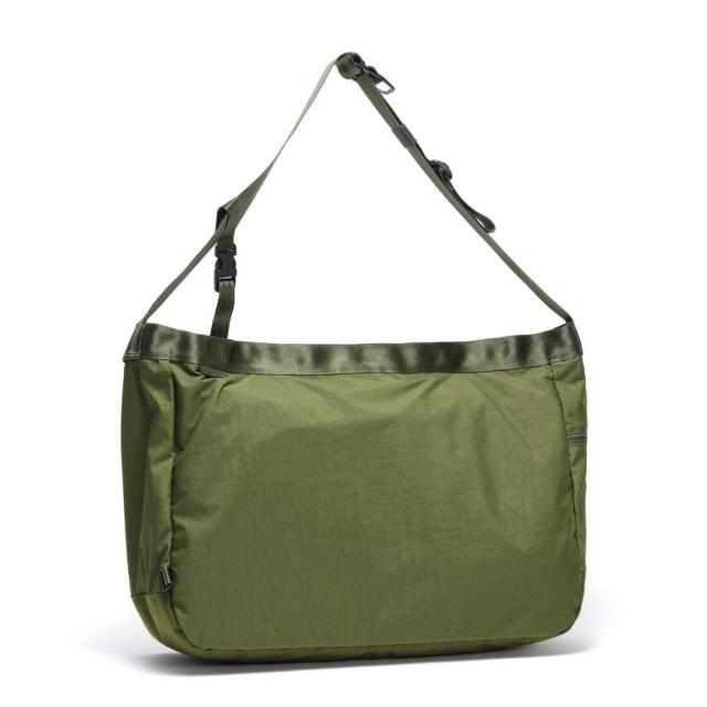 クロム(CHROME)ニュースペーパー メッセンジャー バッグ JP197MOSS(Men’s)