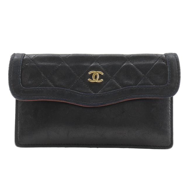 CHANEL シャネル マトラッセ 小物入れ ラムスキン 黒 ポーチ レディース 【中古】
