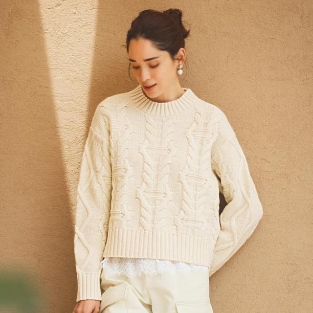 ケーブル クロップド ニットプルオーバー ニット セーター ニットセーター 136801