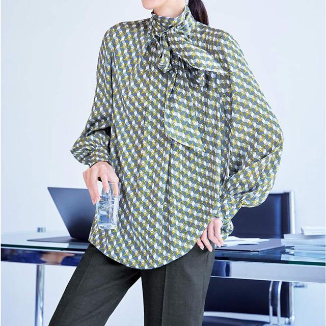 ラッティ社 幾何学＆ビット柄 ボウタイ ブラウス ファッション シャツ ブラウス PC6025