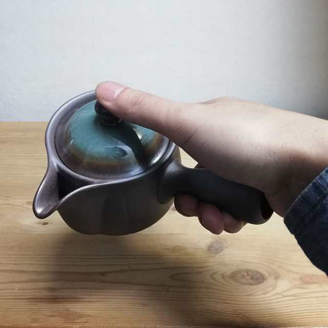 萬古焼 未来形急須 2号 平網 <青> 【取寄品】 横手 おしゃれ 萬古焼 未来形急須 2号 平網 <青> 【取寄品】 横手 おしゃれ