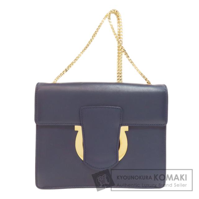 サルヴァトーレフェラガモ Salvatore Ferragamo  ガンチーニ金具 チェーンショルダー  中古