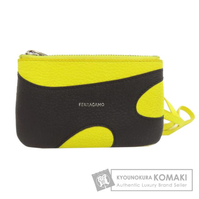 サルヴァトーレフェラガモ Salvatore Ferragamo  カットアウト ポーチ  ケース レザー 中古