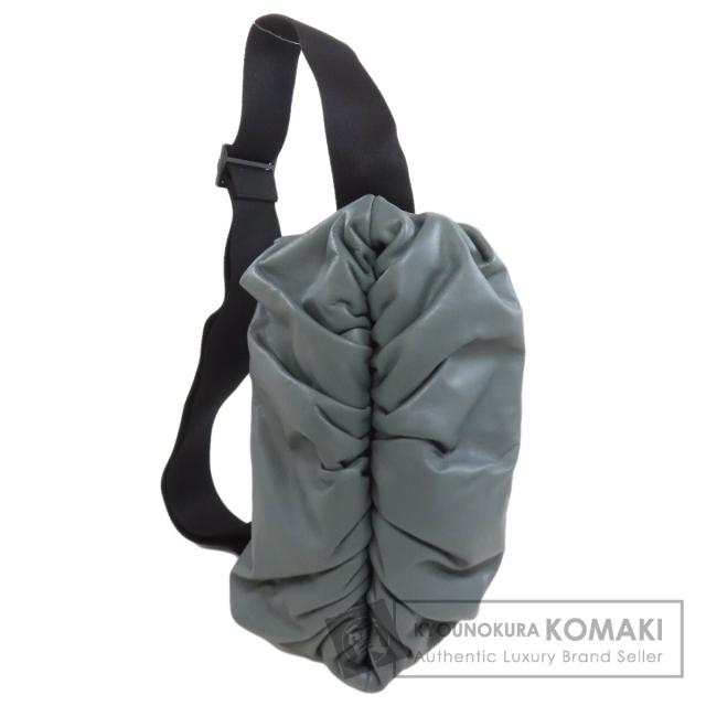 ボッテガヴェネタ BOTTEGA VENETA 629857  シンプルデザイン  ボディバッグ カーフ レディース  中古