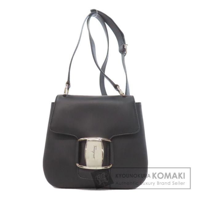 サルヴァトーレフェラガモ Salvatore Ferragamo  ヴァラ金具  ショルダーバッグ レザー 中古
