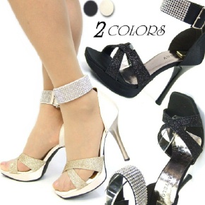 【送料無料】アンクルベルトが豪華！ 厚底系ネックストラップパンプス