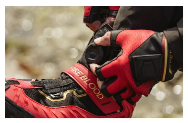 シマノ リミテッドプロゴアテックスシューズ FS-140X ブラッドレッド 25.5cm / shimano 釣具