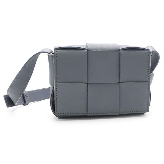 ボッテガヴェネタ マキシイントレチャート キャンディカセット 666688VMAY11242 ラムスキン サンダー グレー 斜め掛けバッグ 中古 送料無料