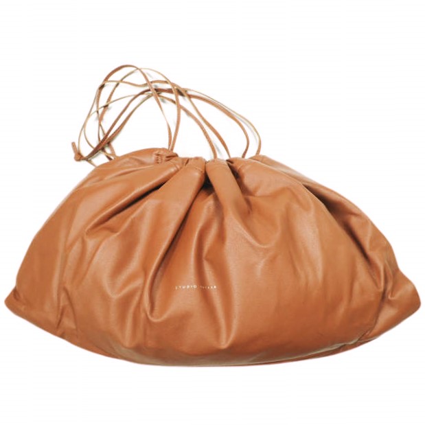 新品 STUDIO AMELIA スタジオアメリア ギャザードロストバッグ 20092587004010 Brown クラッチバッグ AP STUDIO カバン