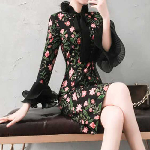 花柄 ドレスワンピース ハイネック 袖フリル タイト 膝丈 ミニ丈 長袖 フラワー ブラック セクシー スタイリッシュ ストレート リボン 大人 エレガント デート パーティー 秋 レディース トレ定 上20 30普 40普