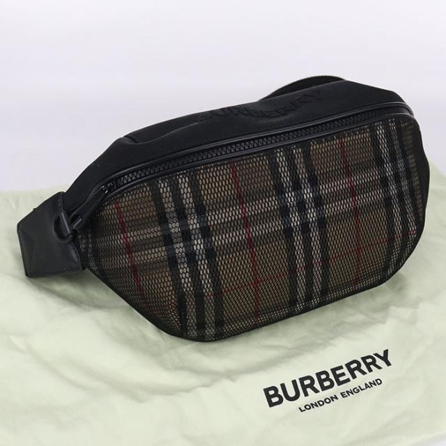 中古美品BURBERRY バーバリー ボディバッグ ノバチェック メンズ ブラック