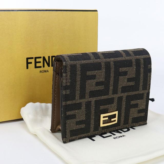 中古良品FENDI フェンディ 二折財布 8M0420 A98P バゲット FFロゴ レディース ブラウン