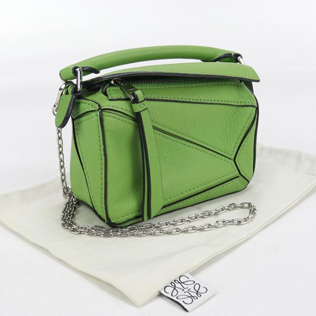 中古美品LOEWE ロエベ ショルダーバッグ パズルバッグ ナノ 2WAY レディース グリーン