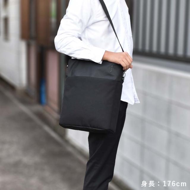 Incase インケース ショルダーバッグ トートバッグ A.R.C. Tech Tote 正規品 2WAY ビジネスバッグ A4 10.4L メンズ レディース A.R.C テックトート ビジネス 通勤 通学 人気 おしゃれ ARC TechTote