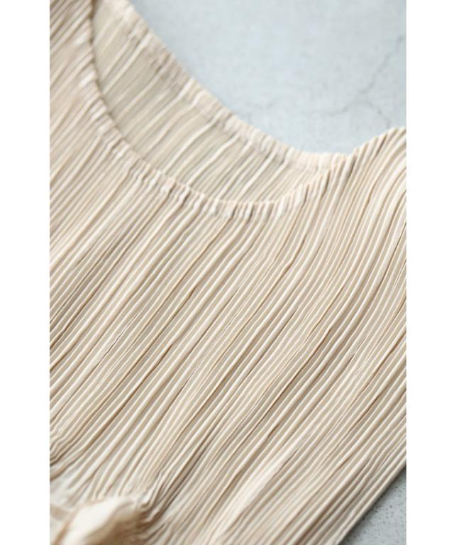 再入荷6月29日 不思議な立体ぽこぽこ素材カットソートップス トップス