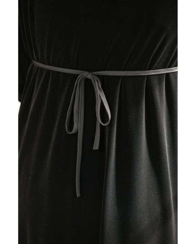 再入荷9月19日 （黒）Xラインギャザーの艶ベロア調ミディアム