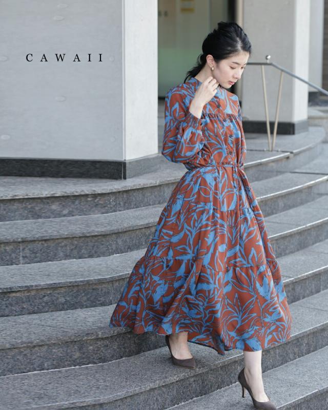 再入荷11月24日 アーティスティックな植物柄ティアードミディアムワンピース（紐ベルト付き）cawaii w50561nc S~2L対応 長袖 総柄 ブラウン 個性的 エレガント 上品 春 秋 冬 体型カバー レディース ファッション ミセス 30代 40代 50代