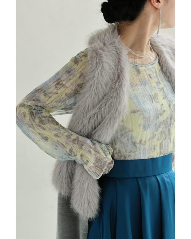 新作9月22日 ふんわり着心地柔らかな淡花シアーニットカットソー