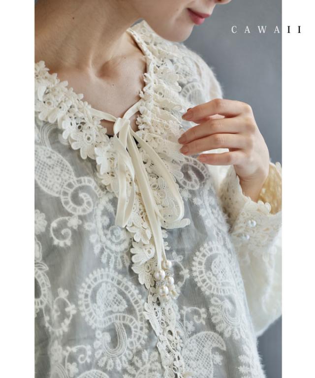 再入荷1月24日 花 レース ネック の ふわふわ 起毛 シアー ブラウス トップス レディース ファッション 秋服 春服 着回し 重ね着 ネック 体型カバー cawaii w60440ps アイボリー 日常使い キレイめ シンプル ミセス 30代 40代 50代 母の日