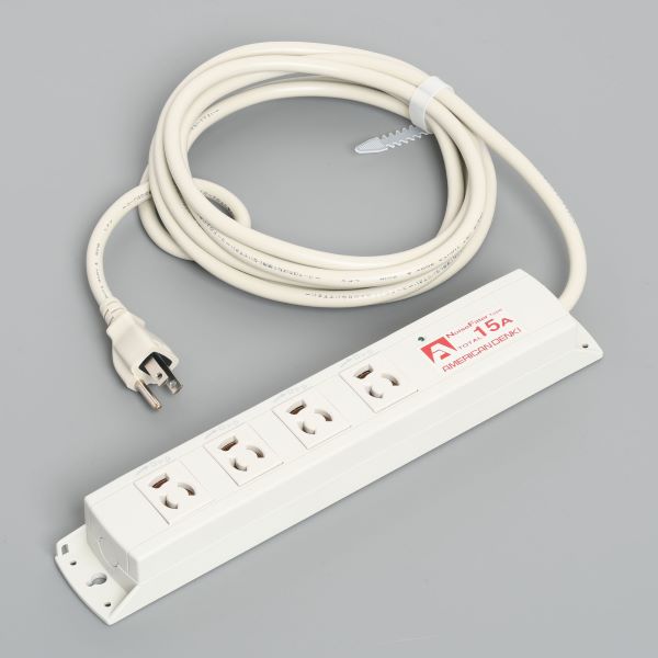 Яアメリカン電機 【KC1134NF】白色 マルチユースOAタップ 抜止形4ヶ口 コード3m 平刃形(一体成形)プラグ 125V ノイズフィルター/耐雷サージ機能付 受注生産