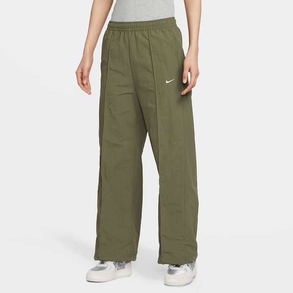 ◆◆ ＜ナイキ＞ NIKE ウィメンズ NSW トレンド ウーブン MR パンツ FQ3589 (222)