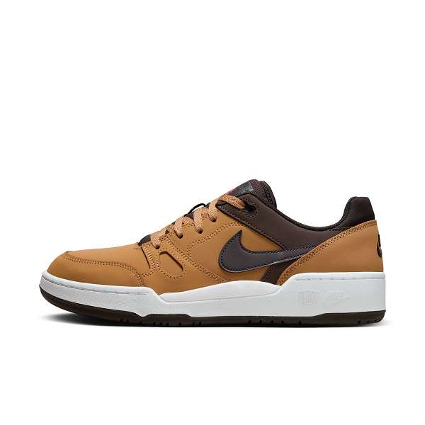 ◆◆【特価】 ＜ナイキ＞ NIKE フル フォース LO PRM HF7734 (200) スニーカー
