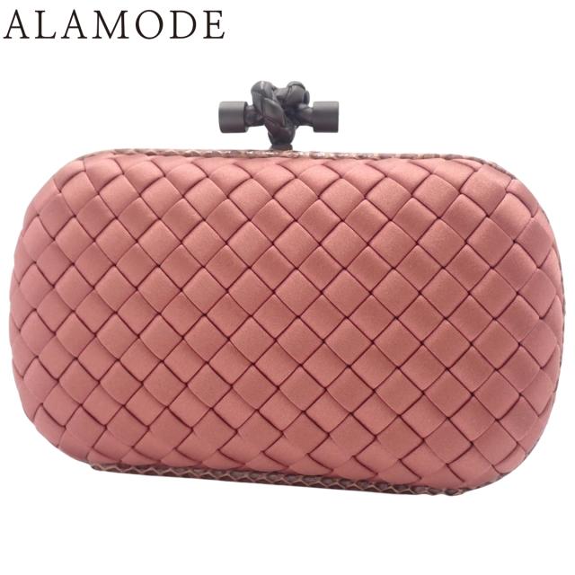 BOTTEGA VENETA(ボッテガ・ヴェネタ) イントレチャート ノット クラッチ クラッチバッグ/セカンドバッグ 手持ちかばん 小物入れ パーティバッグ サテン アイヤーズ（パイソン) ピンク ガンメタル金具 113085 レディース 40802168264【中古】【アラモード】