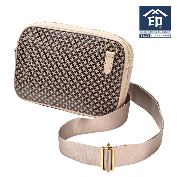 印伝 甲州印伝 印傳屋 上原勇七 肩がけ 肩掛け ショルダー 斜めがけ ワンショルダー バッグ ポーチ 6124 輪繋ぎ グレージュ地×茶漆 鹿革 本革 和柄バッグ  ミニバッグ ポシェット おしゃれ 大人かわいい 小銭入れ カード入れ 2WAY ブランド 冬ギフト クリスマス 贈り物 YM02