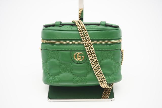 ☆安心の3大保証☆ Aランク ≪GUCCI グッチ/ショルダーバッグ≫ 723770 GGマトラッセ ミニ トップハンドルバッグ グリーン 極美品 送料無料