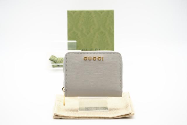 ☆安心の3大保証☆ ABランク ≪GUCCI グッチ/二つ折り財布≫ 772639 GUCCI スクリプト レザー ミニ ウォレット グレー パープル美品 ロゴマーク 送料無料