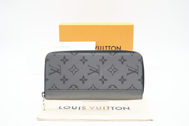 ☆安心の3大保証☆ ABランク ≪LOUIS VUITTON ルイ ヴィトン/ジッピーウォレット≫ M30841 タイガラマ ヴェルティカル シルバー 美品 送料無料
