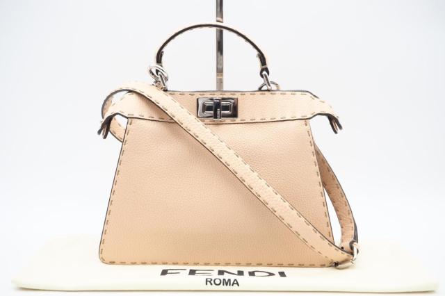 ★3日以内返品可★ FENDI フェンディ 8BN327 ピーカブー セレリア レザー アイシーユー スモール ベージュ バッグ