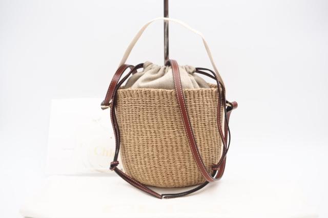 ★3日以内返品可★ Chloe クロエ CHC22SS381G55101 フェアトレードペーパー製 Woodyスモールバスケット White バッグ