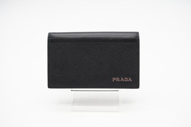 ★３日以内返品可★ PRADA プラダ 2MC122 サフィアーノ レザー ロゴプレート ブラック 二つ折り カードケース